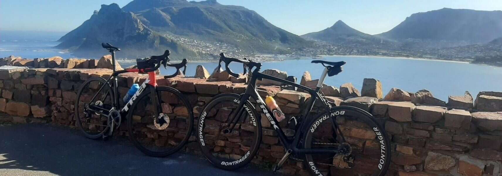 Premium carbon rental bikes, delivery and pickup at your hotel